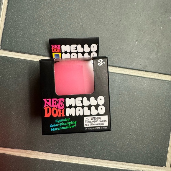Toys | Needoh Mello Mallow Squishy Colorchanging Marshmallow Pink ...